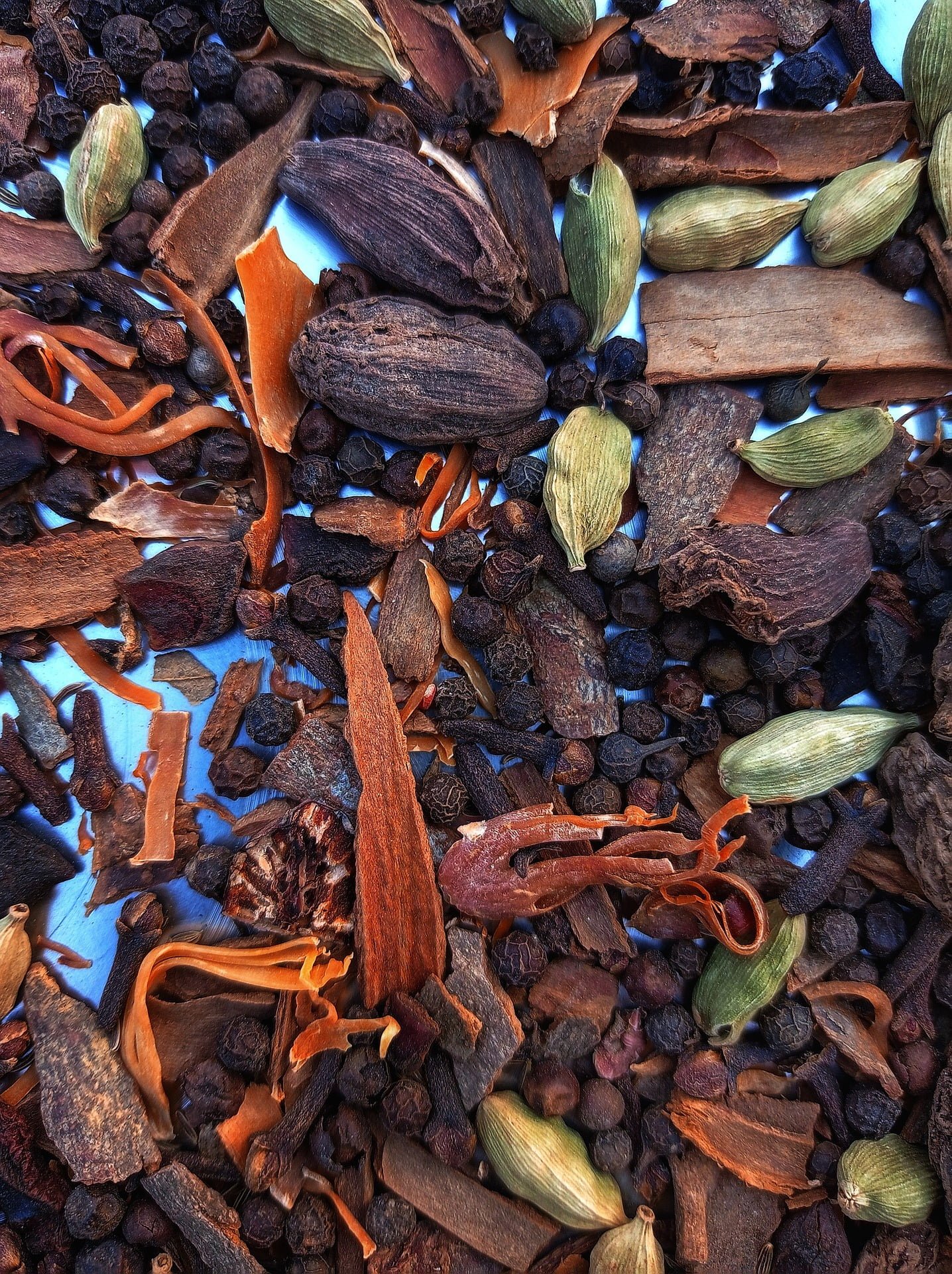 Black Cardamom: A Chef's Secret Spice That Is Worth The Hype | Cooked Best